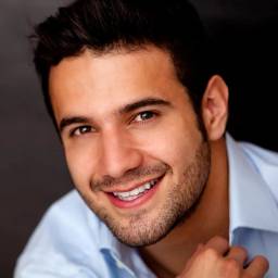 Best Wallpaper Fixing Dubai, Abu Dhabi | 100% Satisfaction!